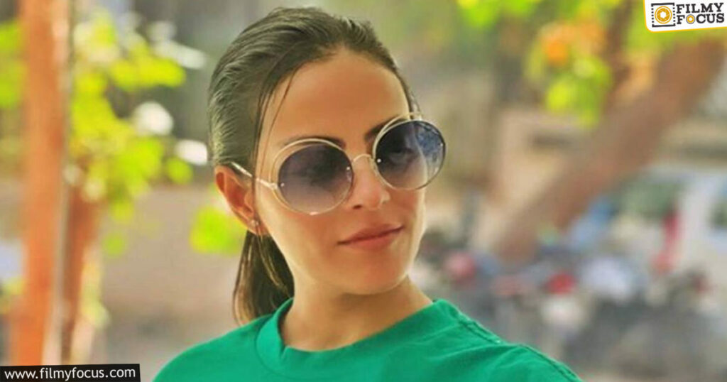 యువ నటి మృతి.. మృతదేహాన్ని తీసుకెళ్లేందుకు రాని కుటుంబం! - Filmy Focus